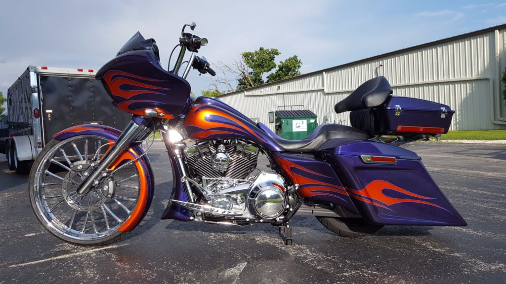 WHITE 120ST SCREAMING EAGLE – 2016 ROAD GLIDE SPECIAL | Milwaukee ...